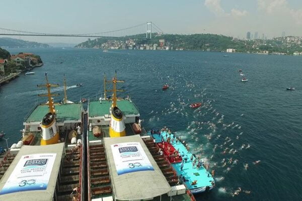Thousands swim between continents in Istanbul - Focus on Travel News