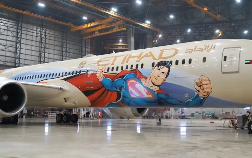 Airlines bring beloved cartoon characters to life - Focus on Travel News